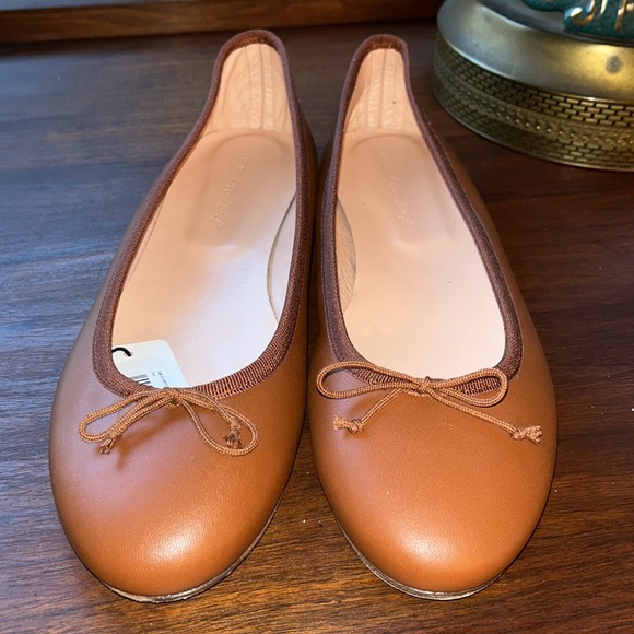 Unsubscribed | Shoes | Unsubscribed Flats | Poshmark